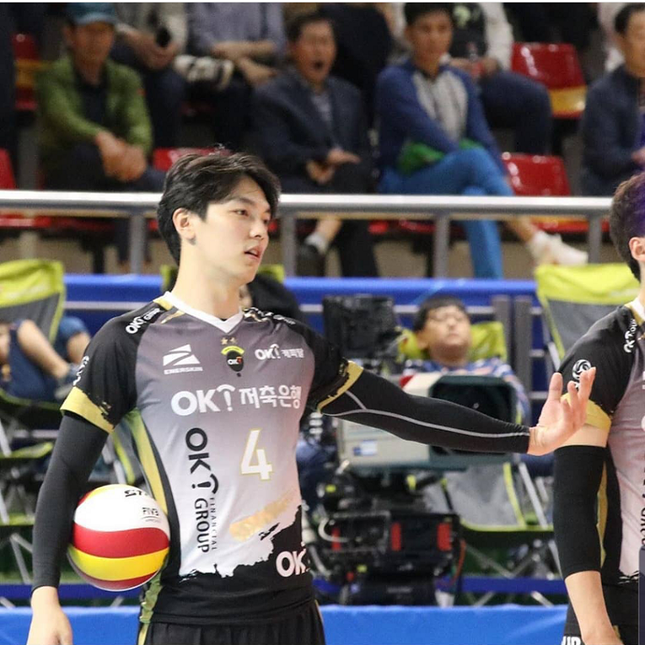 Nam thần bóng chuyền Hàn Quốc - Jo Jaesung: Điển trai đến ngỡ ngàng